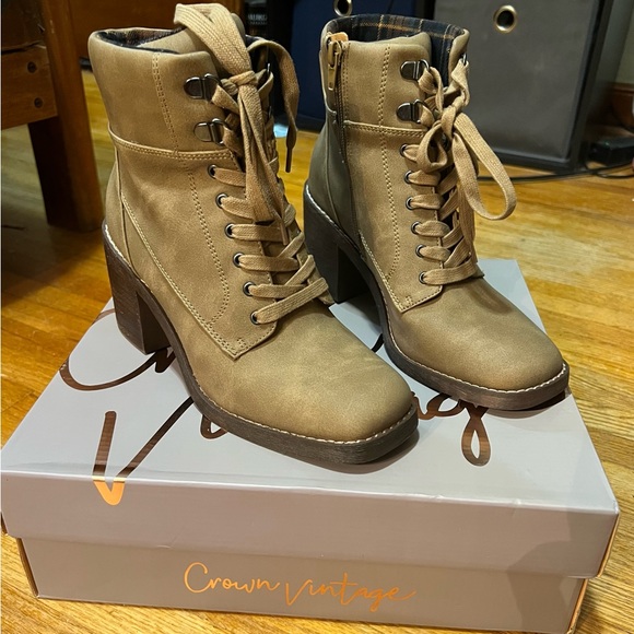 Crown Vintage | Shoes | New Crown Vintage Lace Up Ankle Boot Camel Size ...